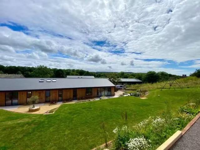 5 bedroom barn conversion for rent in Flax Bourton, Gatcombe L.