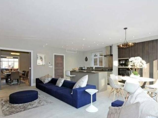 5 bedroom barn conversion for rent in Wessex Gardens Golders Green NW11
