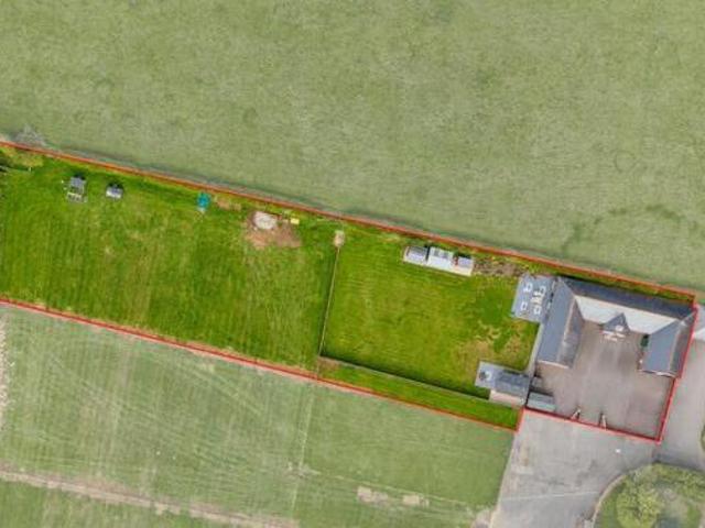 5 Bedroom Barn Conversion For Sale In Manor Lane, Whilton