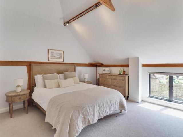 5 bedroom barn conversion for sale in Plumtree Road, Hawkenbury, Kent, TN27 9PD, TN27