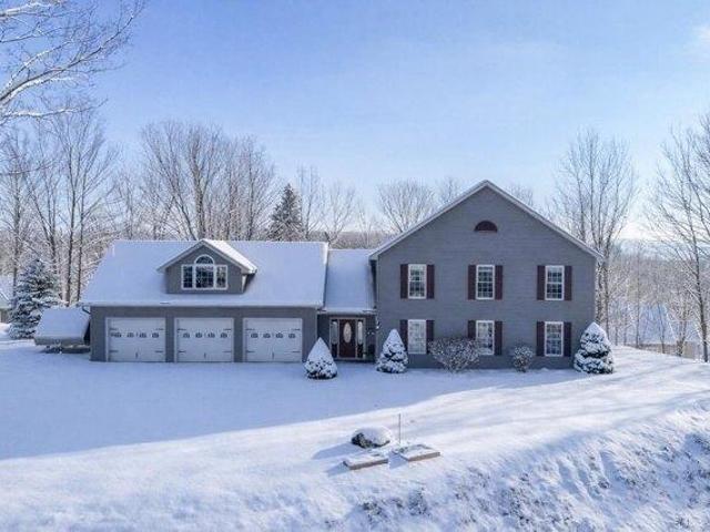 5 bedroom, Barre VT 05641 102316449