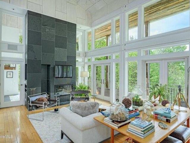 5 bedroom, Becket MA 01223 103223744