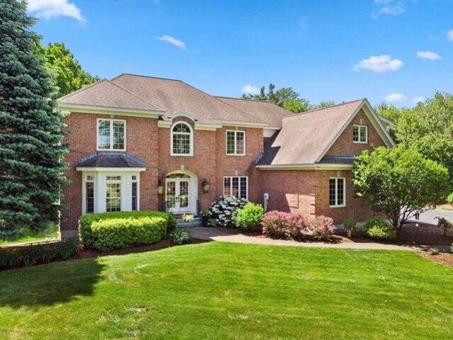 5 bedroom, Bedford NH 03110 104332448