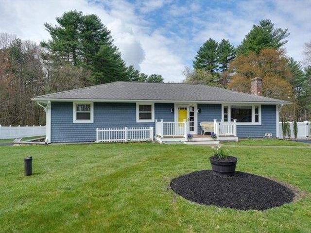 5 bedroom, Bellingham MA 02019 104719032