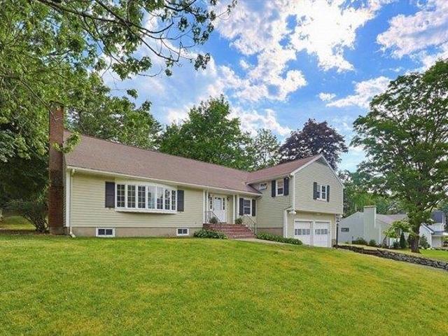 5 bedroom, Belmont MA 02478 104608596