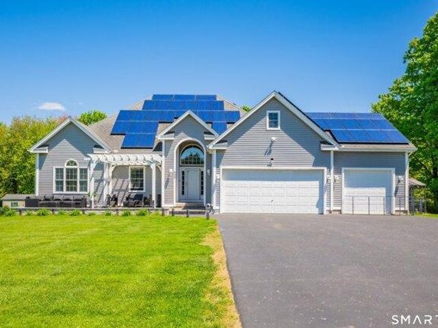 5 bedroom, Berlin CT 06037 102762484