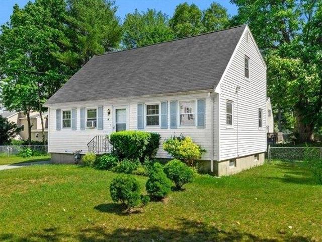 5 bedroom, Billerica MA 01821 103849240
