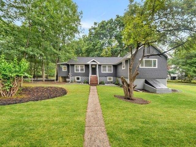 5 bedroom, Billerica MA 01821 103970126