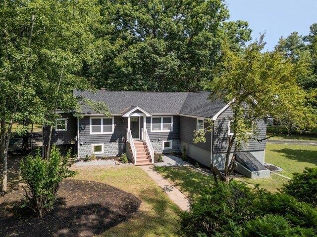 5 bedroom, Billerica MA 01821 104760054