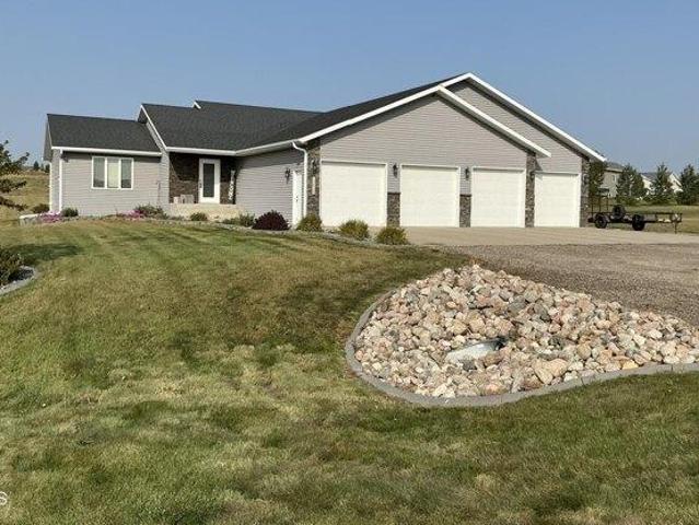 5 bedroom, Bismarck ND 58503 94280329