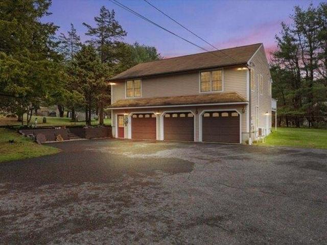 5 bedroom, Blackstone MA 01504 LS103101614