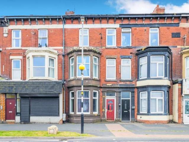 5 Bedroom Block Of Apartments Flat