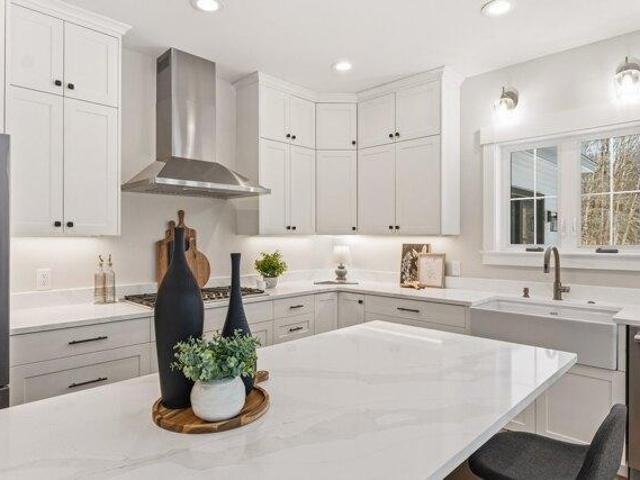 5 bedroom, Brunswick ME 04011 102592279