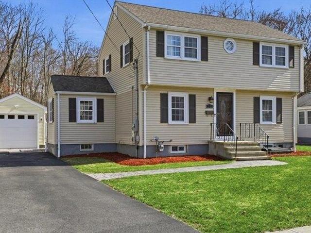 5 bedroom, Braintree MA 02184 103019143