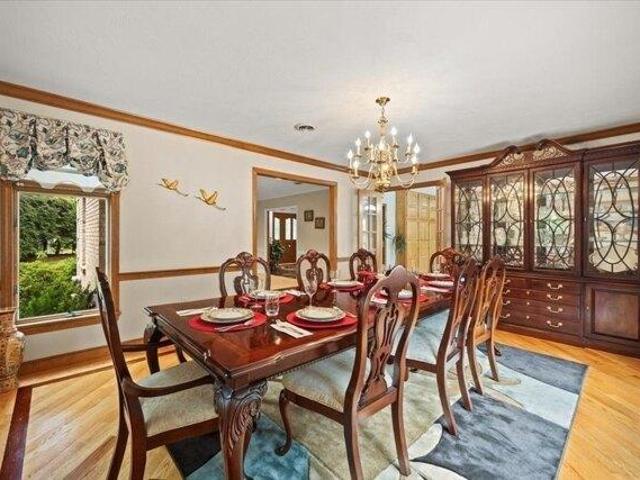 5 bedroom, Braintree MA 02184 105127500