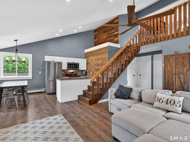 5 bedroom, Branford CT 06405 LS102444317