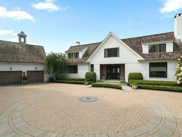 5 bedroom, Branford CT 06405 LS102027672