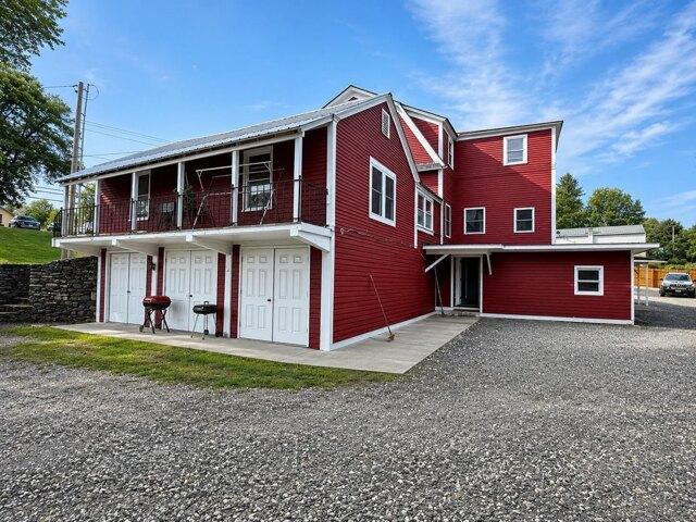 5 bedroom, Brattleboro VT 05301 104043139