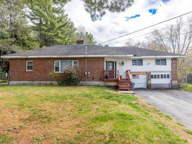 5 bedroom, Brewer ME 04412 105116584