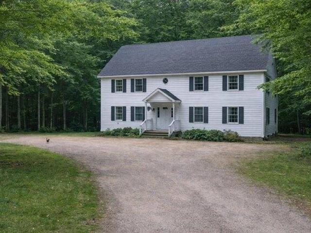5 bedroom, Bridgton ME 04009 102213059
