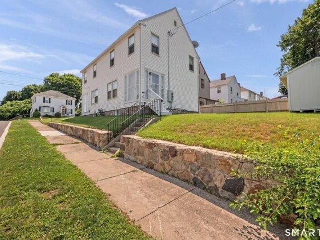 5 bedroom, Bristol CT 06010 105142655