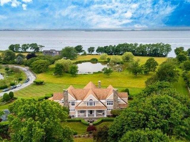 5 bedroom, Bristol RI 02809 105082089