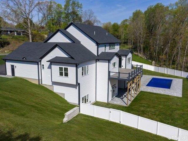 5 bedroom, Brookfield CT 06804 LS102826038