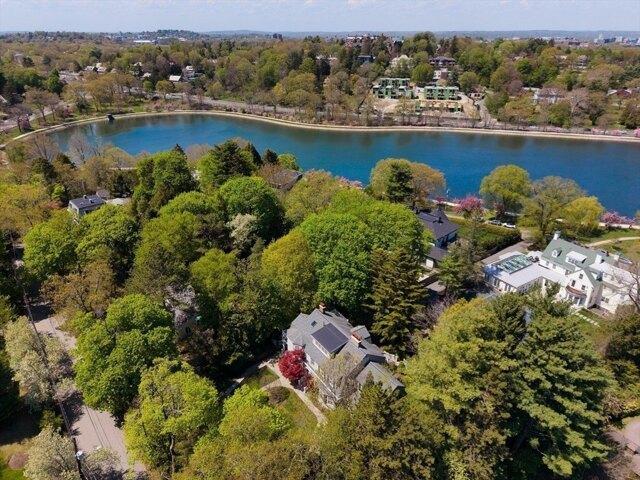 5 bedroom, Brookline MA 02445 LS103036327