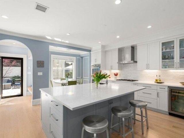 5 bedroom, Brookline MA 02446 103223298