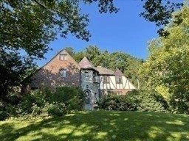 5 bedroom, Brookline MA 02467 LS103036930