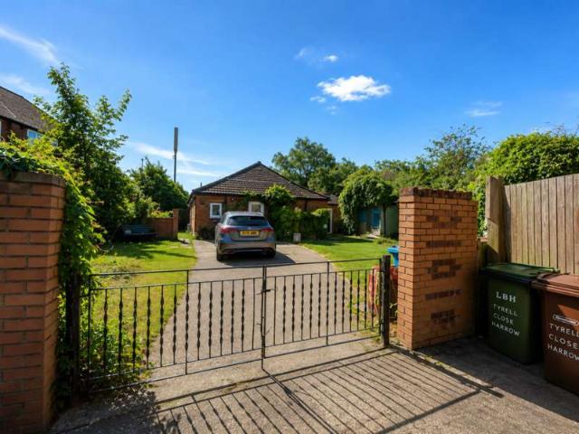 5 Bedroom Bungalow