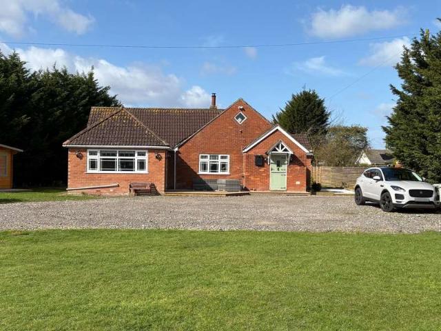 5 Bedroom Bungalow