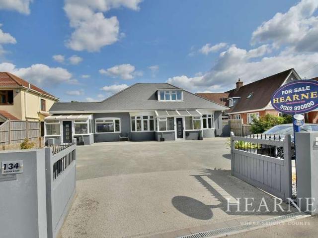 5 Bedroom Bungalow