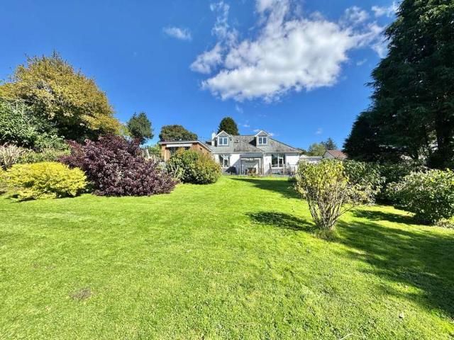 5 Bedroom Bungalow