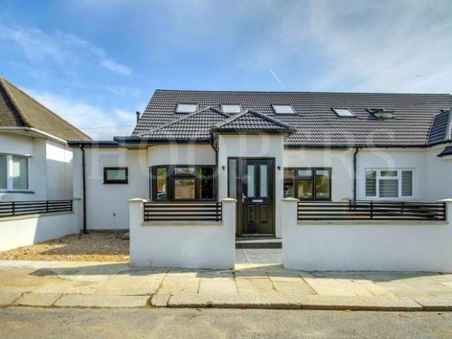 5 Bedroom Bungalow
