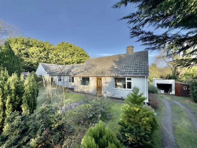 5 Bedroom Bungalow