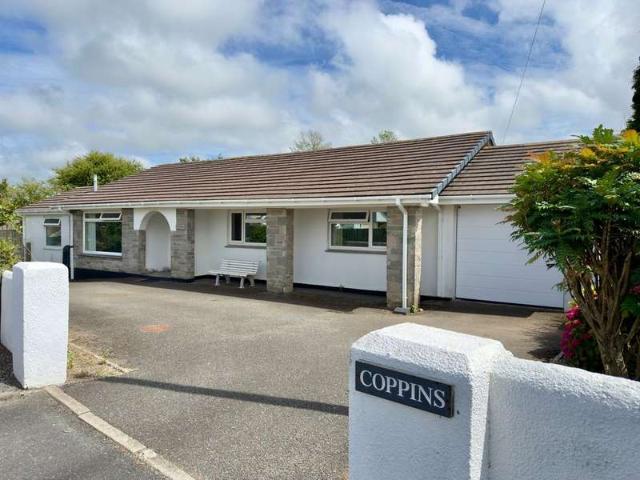 5 Bedroom Bungalow