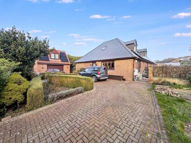 5 Bedroom Bungalow