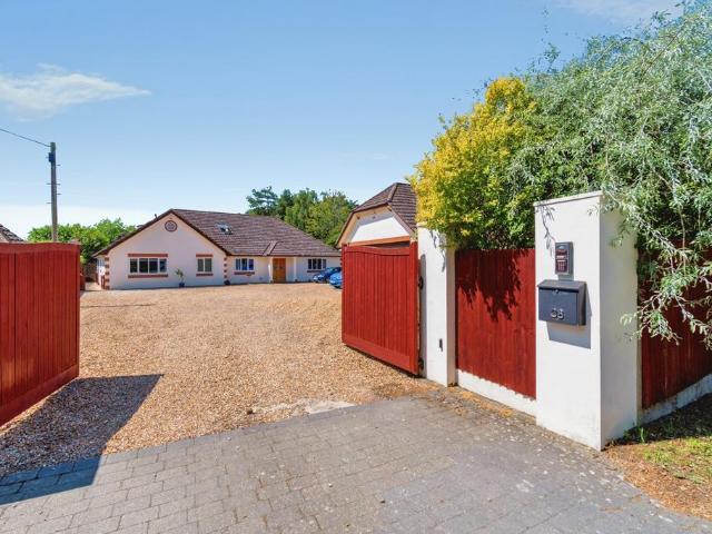 5 bedroom bungalow for sale