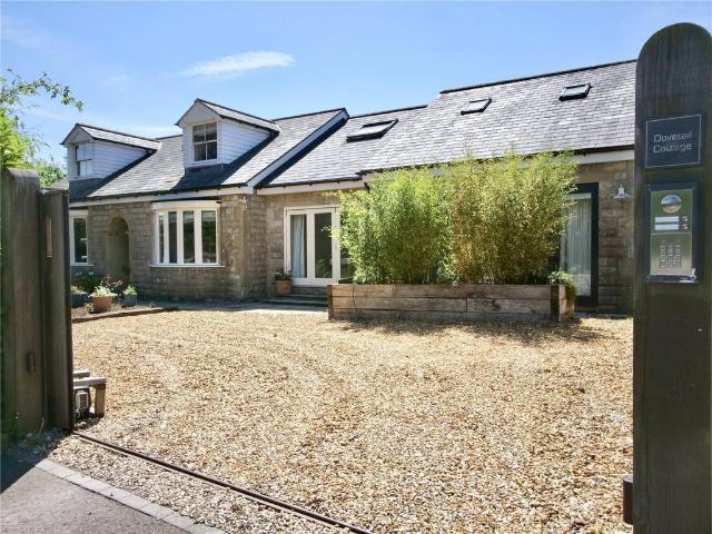 5 bedroom bungalow for sale