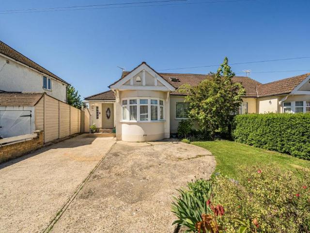 5 bedroom bungalow for sale