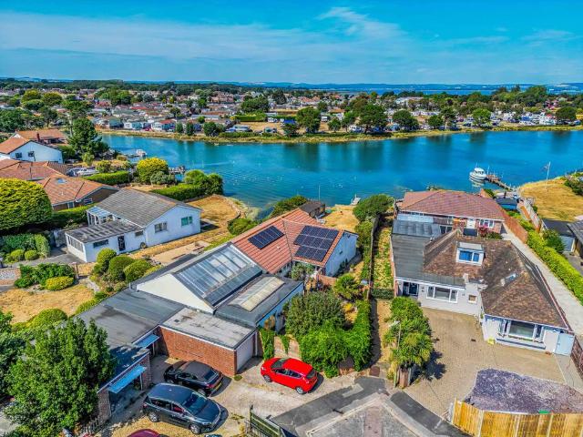5 bedroom bungalow for sale