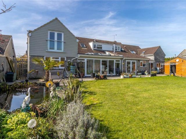 5 bedroom bungalow for sale