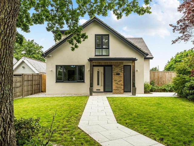 5 bedroom bungalow for sale