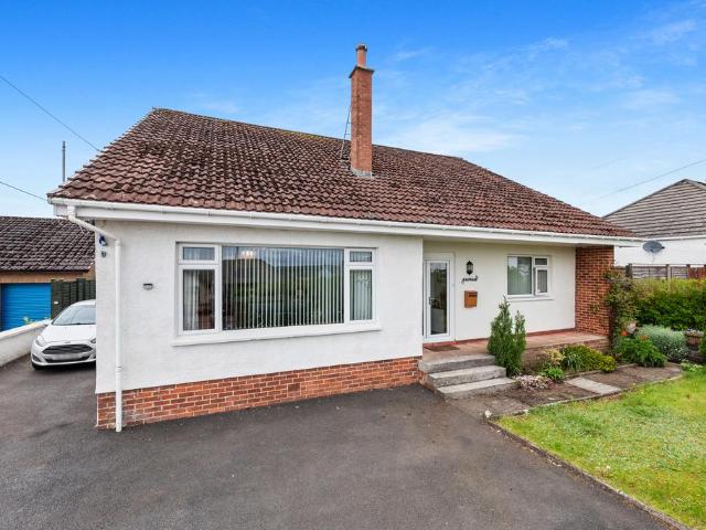 5 bedroom bungalow for sale