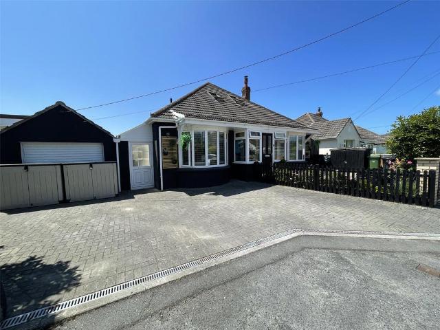 5 bedroom bungalow for sale