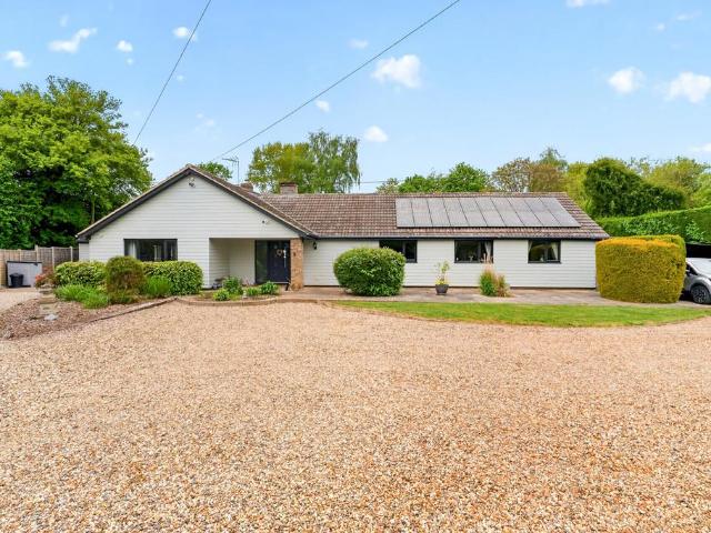 5 bedroom bungalow for sale
