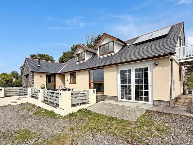 5 bedroom bungalow for sale