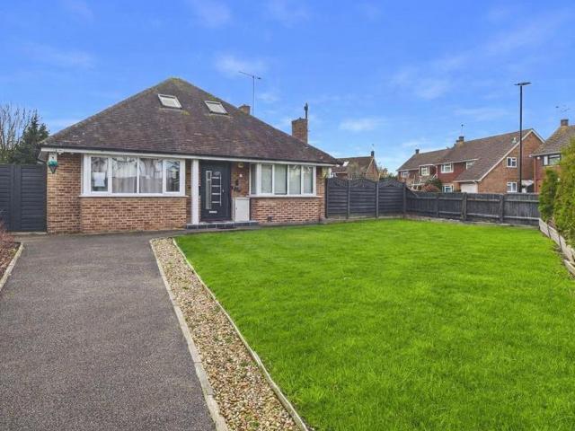5 bedroom bungalow for sale