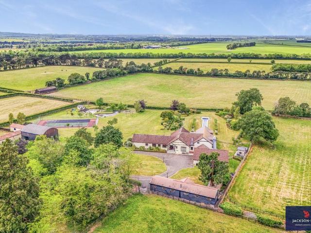 5 bedroom bungalow for sale